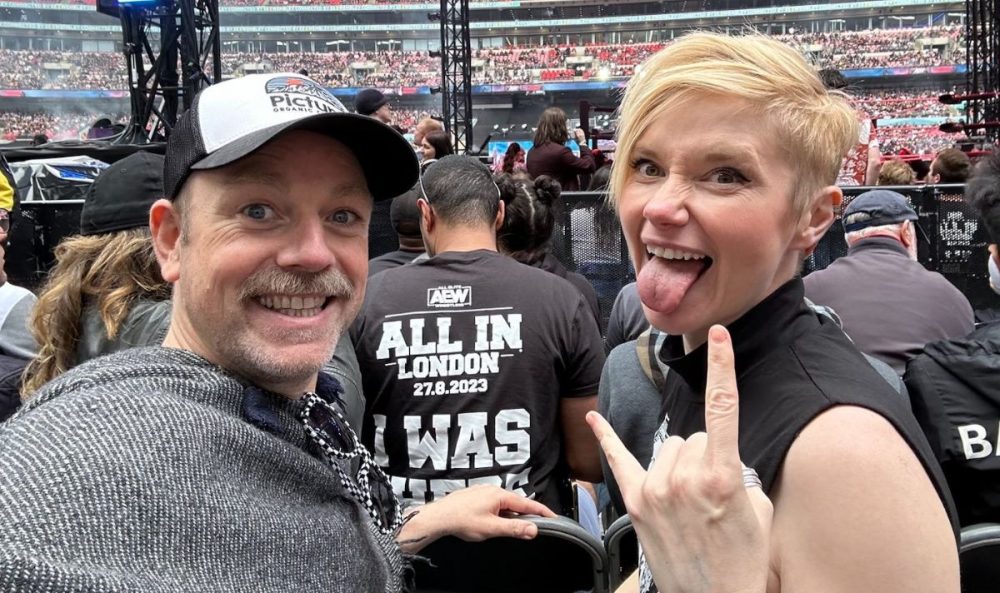 Rufus Hound engaged to EastEnders star after romantic on-stage proposal ...